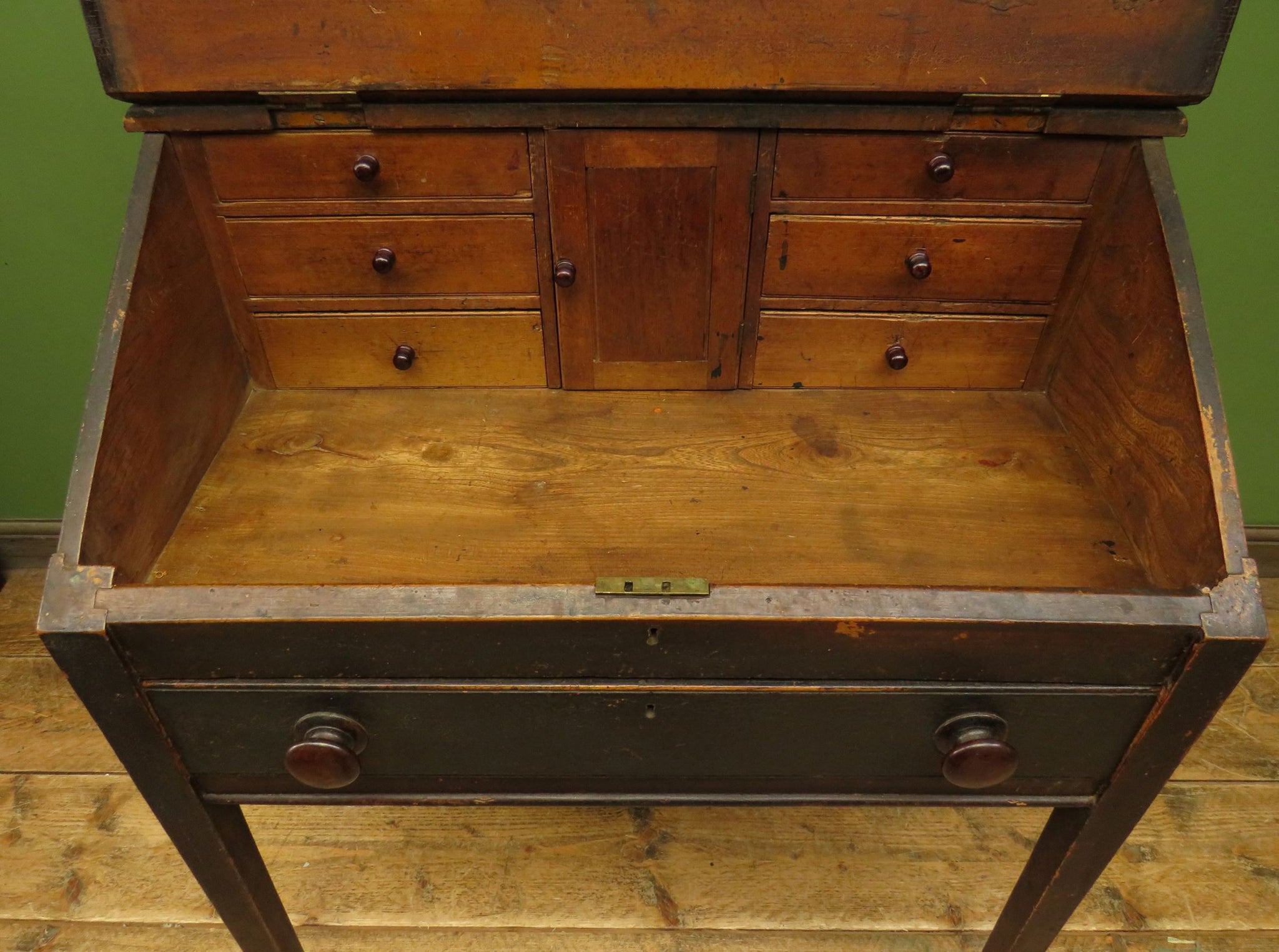 Victorian Clerks Desk with Sloping Top – vintage house