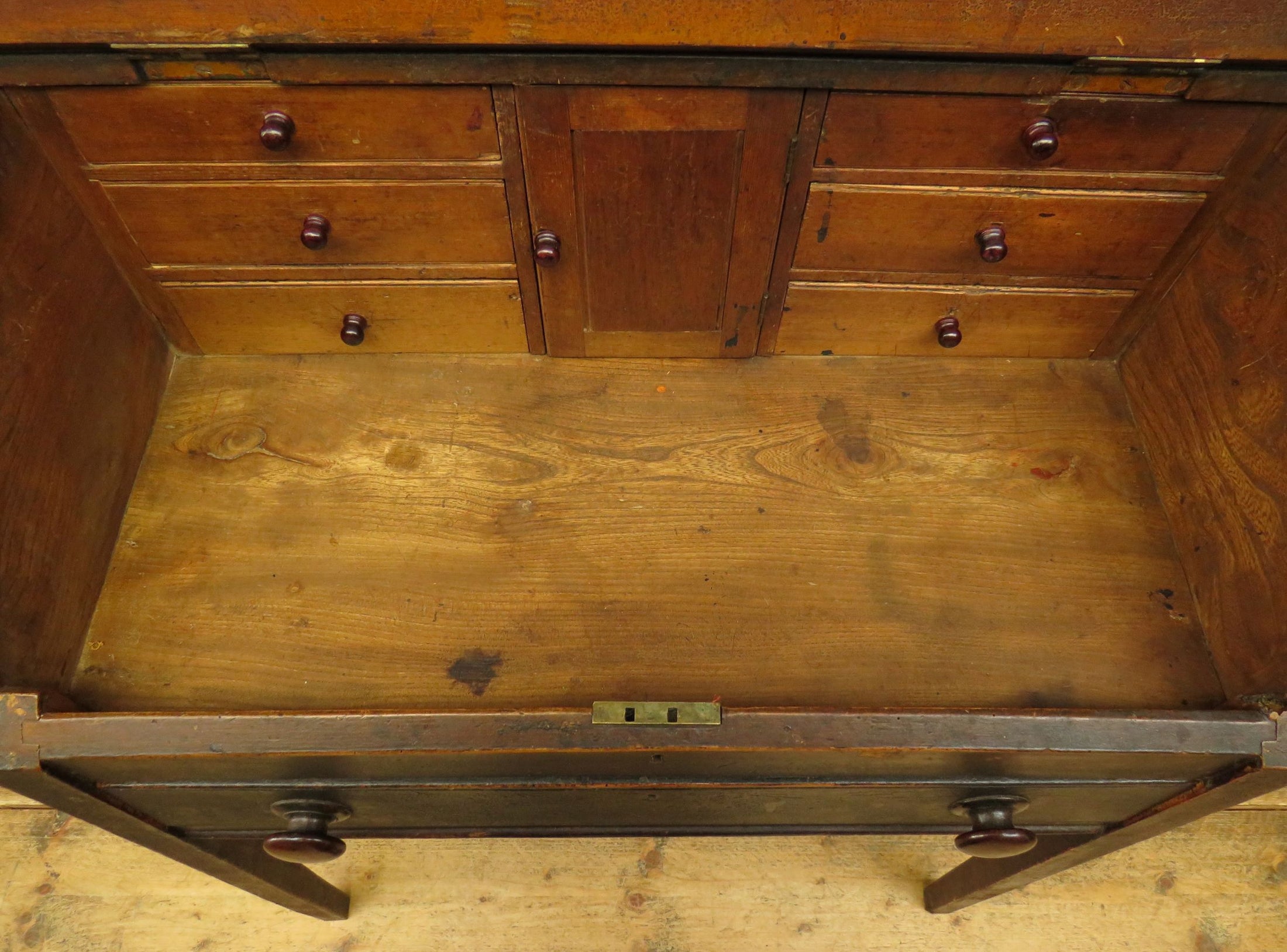 Victorian Clerks Desk with Sloping Top – vintage house