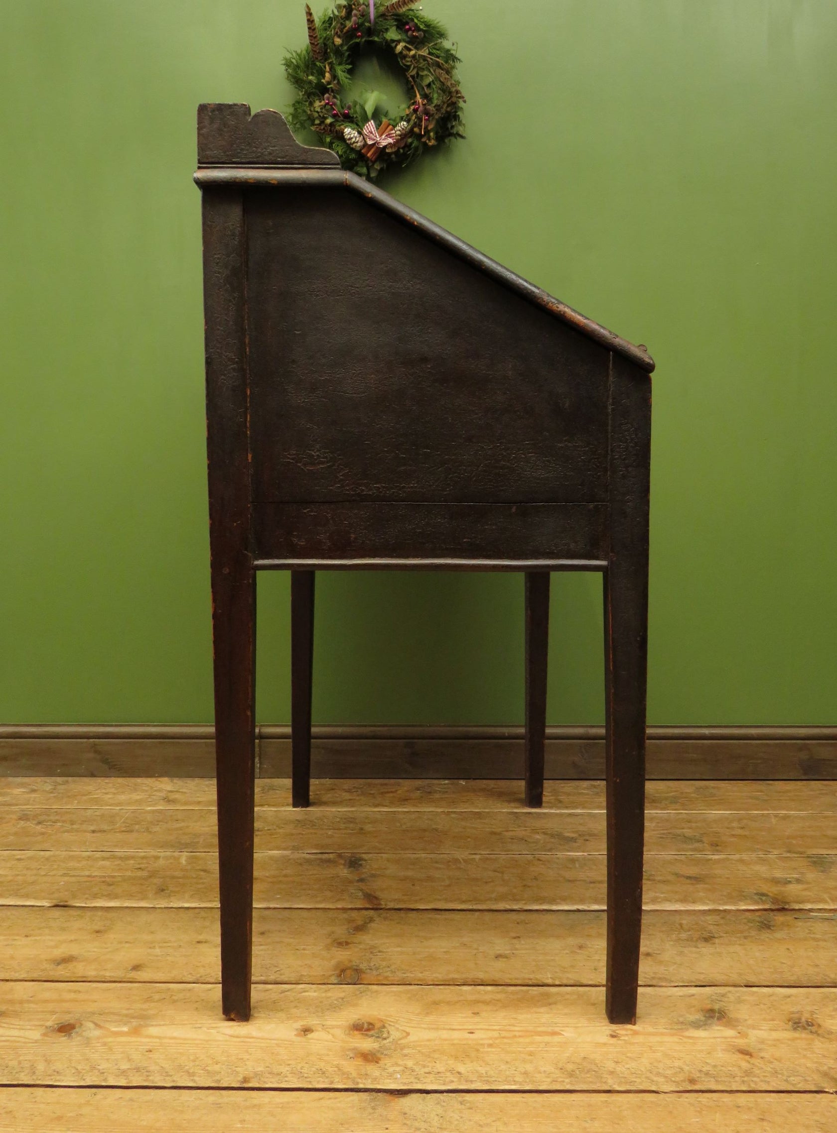 Victorian Clerks Desk with Sloping Top – vintage house
